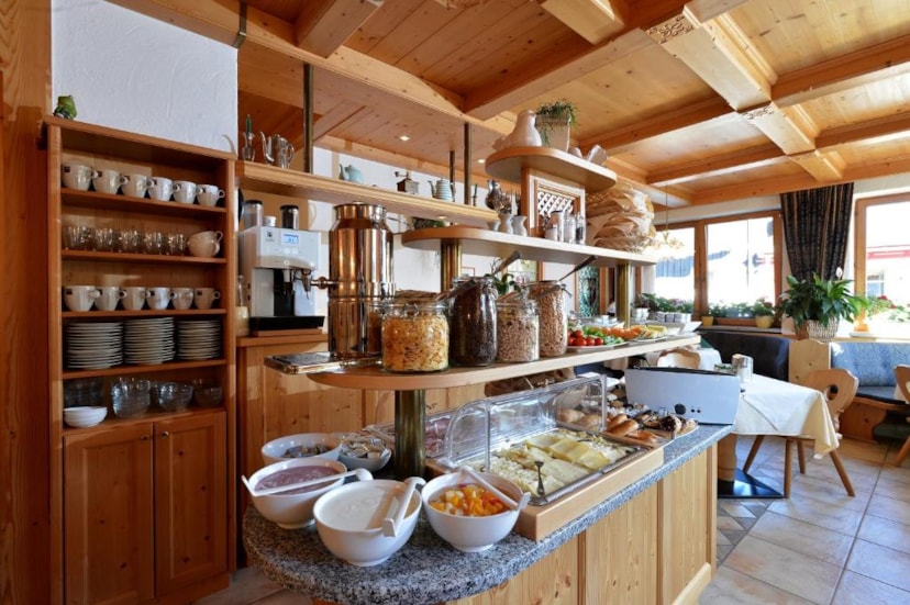 Hotel Theresia Garni | St Johann in Tirol | Heidi